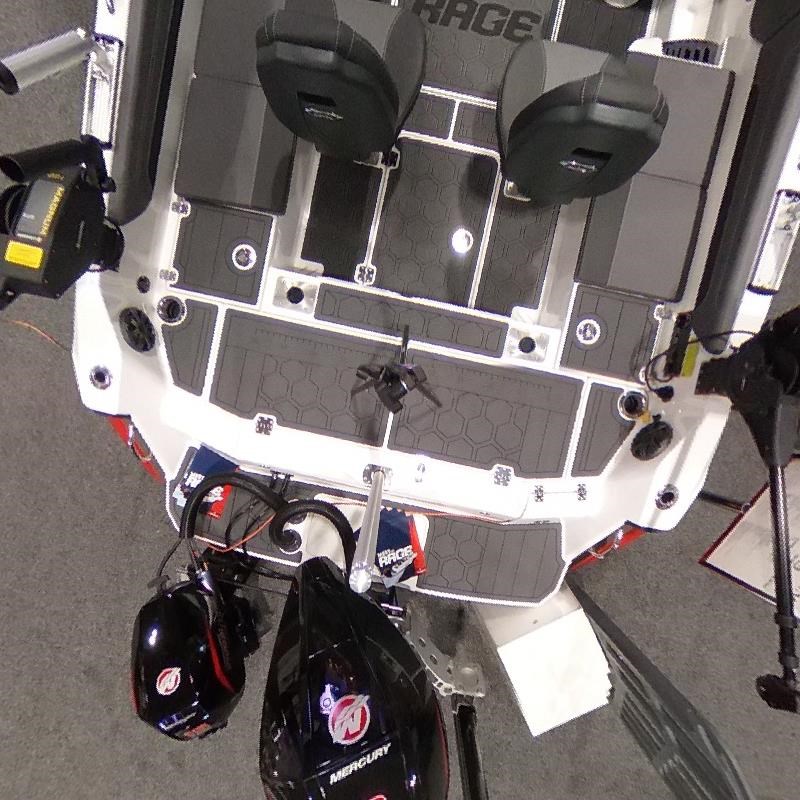 Campion Rage R22 Boat 360 Virtual Tour