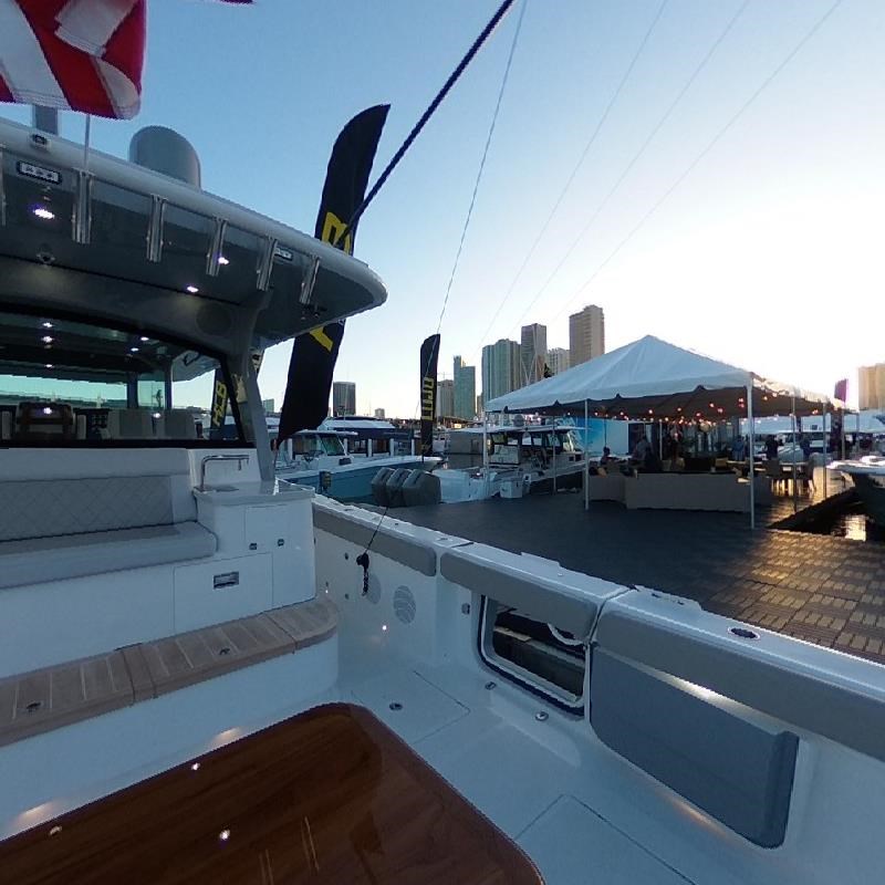 Hcb Estrella 65 Boat 360 Virtual Tour