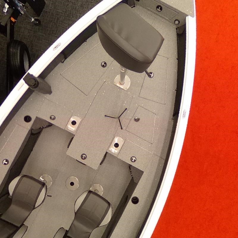 Lund 1875 Pro Guide Boat 360 Virtual Tour