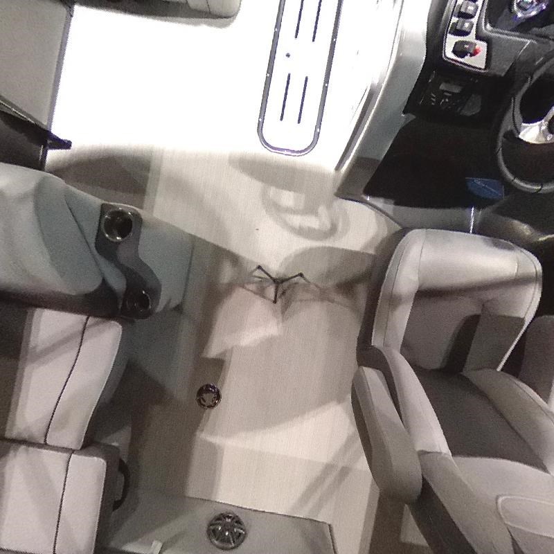 Veranda VR22VLB Boat 360 Virtual Tour