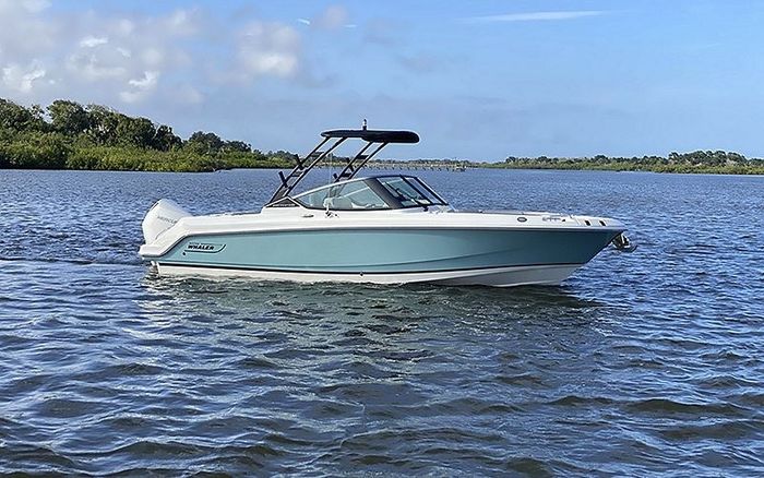Boston Whaler 240 Vantage Boat 360 Virtual Tour