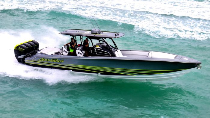 Nor-Tech 390 Sport Boat 360 Virtual Tour