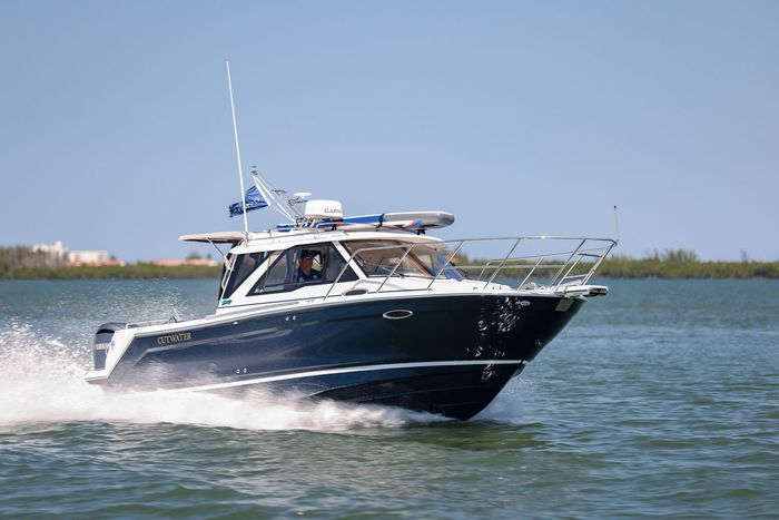 Cutwater C 248 C Boat 360 Virtual Tour