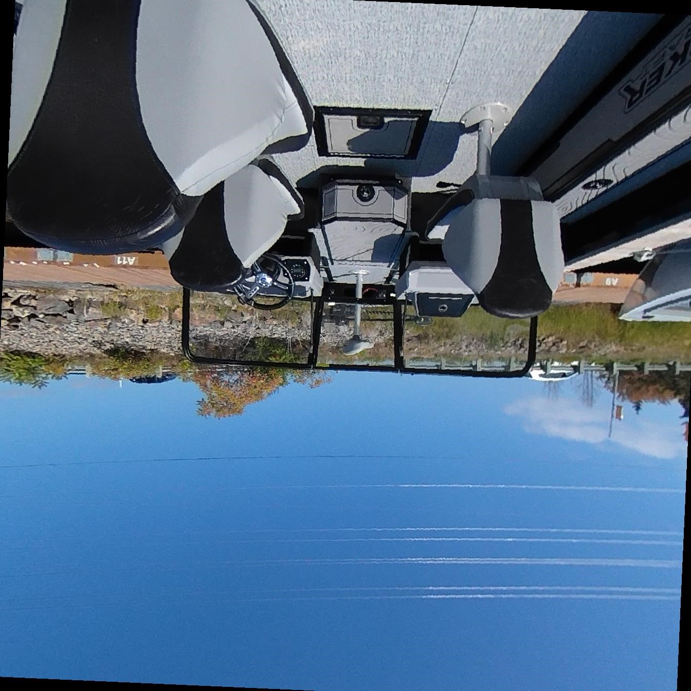 Smokercraft Adventurer 178 DC Boat 360 Virtual Tour