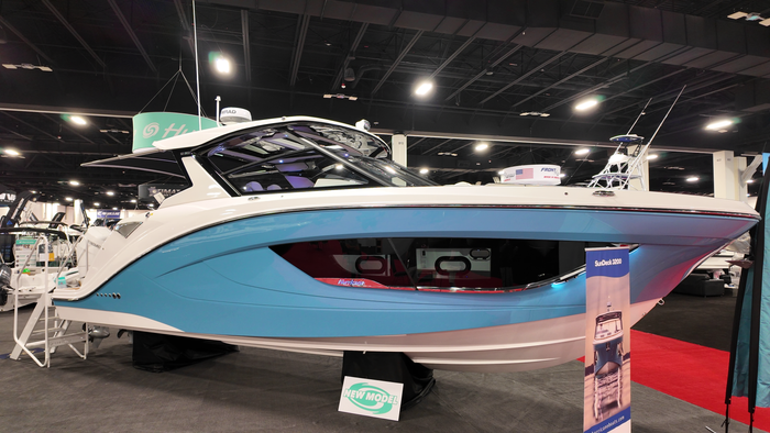 Hurricane SunDeck 3200 Boat 360 Virtual Tour