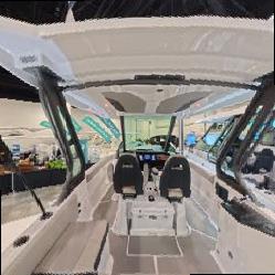 Monterey Elite 25 OB Boat 360 Virtual Tour