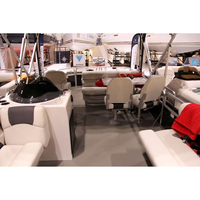 2014 Legend Enjoy All Pontoon Boat Review - BoatDealers.ca