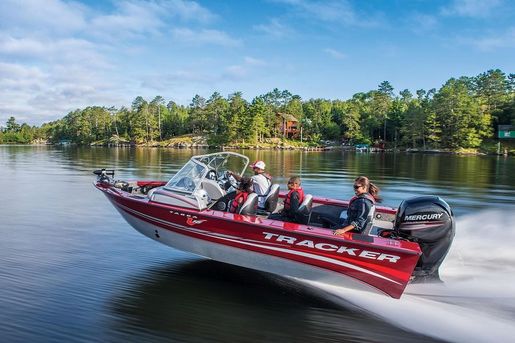 2014 Tracker Targa V18 Combo Aluminum Fishing Boat Review - BoatDealers.ca