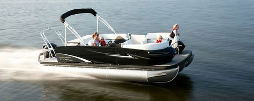 Larson Boat Reviews - BoatDealers.ca