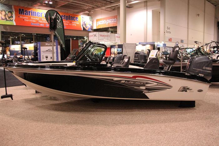2015 Larson FX 1850 Dual Console Boat Review - BoatDealers.ca