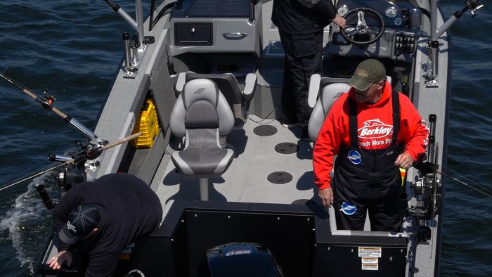 2017 Starcraft Fishmaster 210 Aluminum Fishing Boat Review - BoatDealers.ca