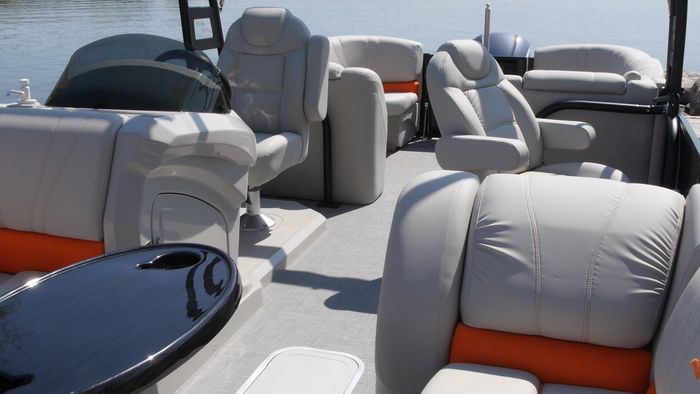 2017 Starcraft SLS 5 Pontoon Boat Review - BoatDealers.ca