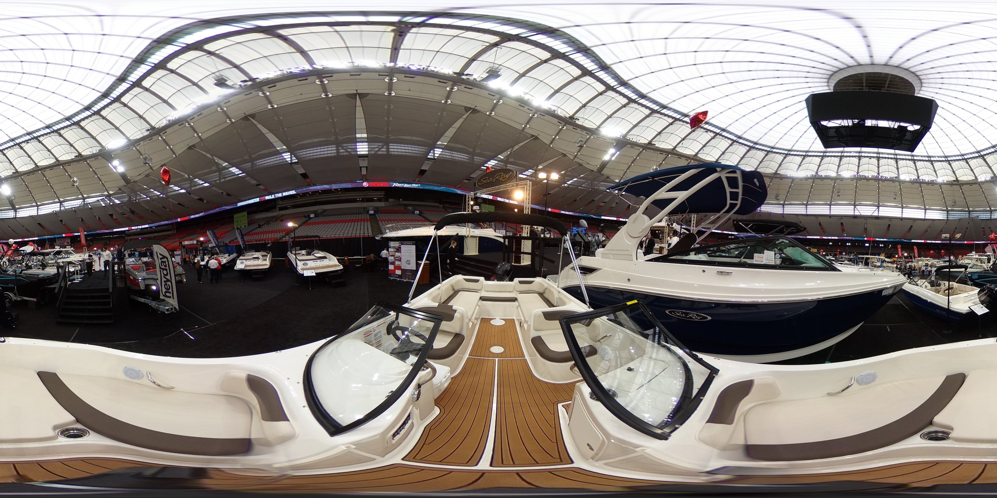 2017 Bayliner Element E21 Bowrider Boat Review - BoatDealers.ca