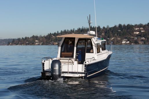 2017 Ranger Tugs R-23 Outboard Trawler Boat Review - BoatDealers.ca