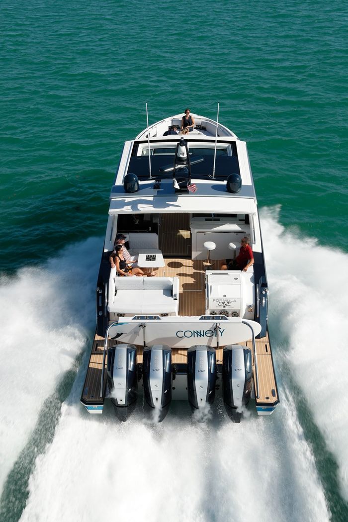 2021 Formula 500 Super Sport Crossover Motor Yachts Boat Review ...