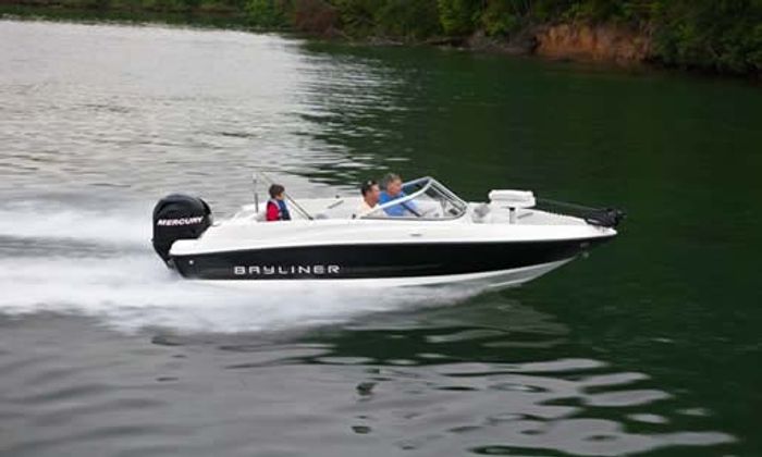 2012 Bayliner 170 OB Bowrider Boat Review - BoatDealers.ca