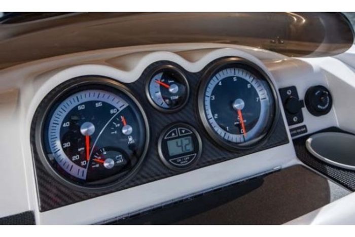 2013 Bayliner 190 Deck Boat Boat Review - BoatDealers.ca