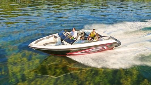 Larson Boat Reviews - BoatDealers.ca