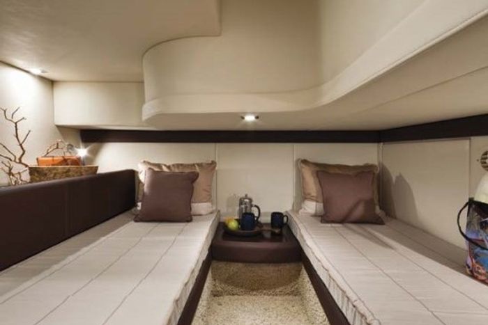 2013 Meridian 341 Motor Yachts Boat Review - BoatDealers.ca