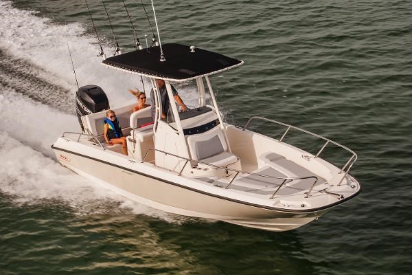 2017 Boston Whaler 240 Dauntless Boat for Sale | 24 foot 2017 Boston ...