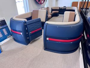 Legend Pontoon Boats for Sale - Page 1 of 7 - BoatDealers.ca