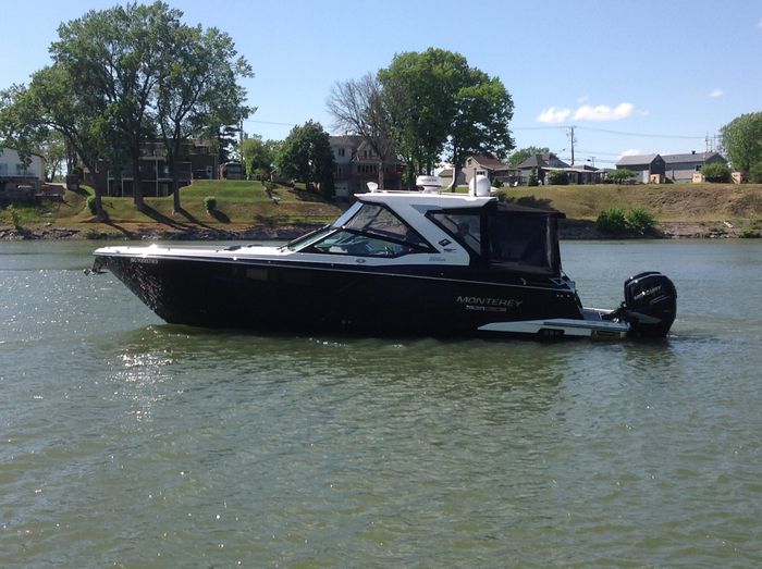 Monterey 385 SE 2020 Used Boat for Sale in Sorel Tracy, Quebec ...