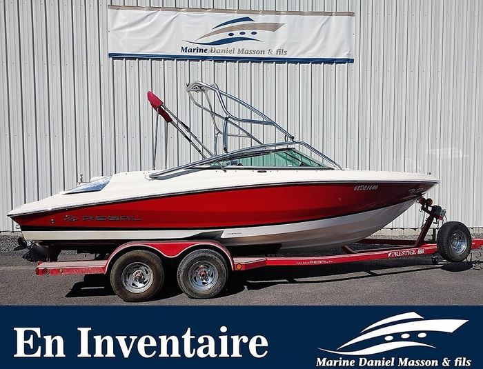 Regal 2200 BOW RIDER 2005 Used Boat for Sale in Longueuil, Quebec ...