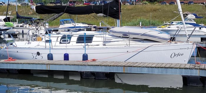 Beneteau First 32s5 1990 Used Boat for Sale in Plattsburgh, New York ...