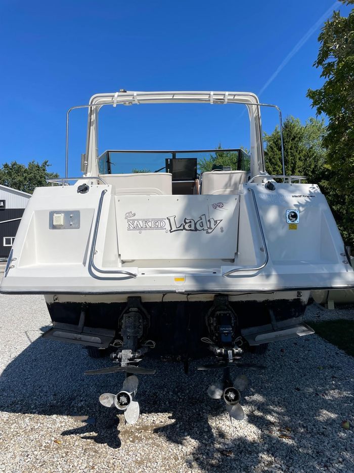 Cruisers Yachts Rogue 3060 1989 Used Boat for Sale in Blenheim, Ontario ...