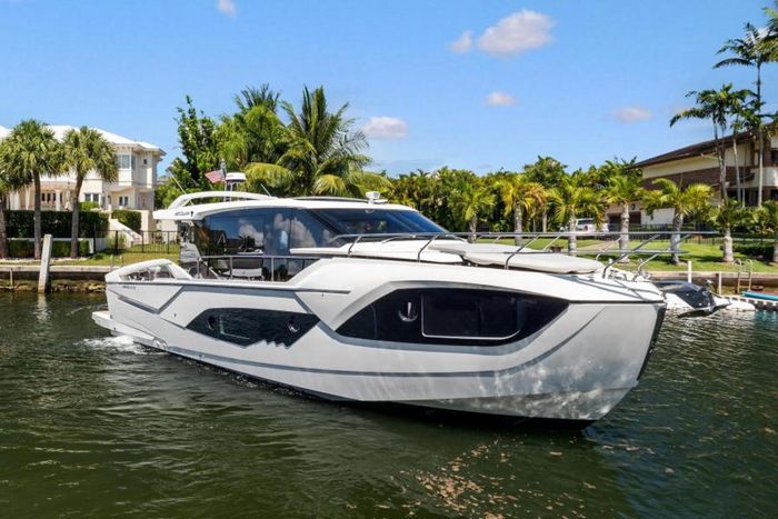 Absolute 48 Coupe 2022 Used Boat for Sale in Coral Gables, Florida ...