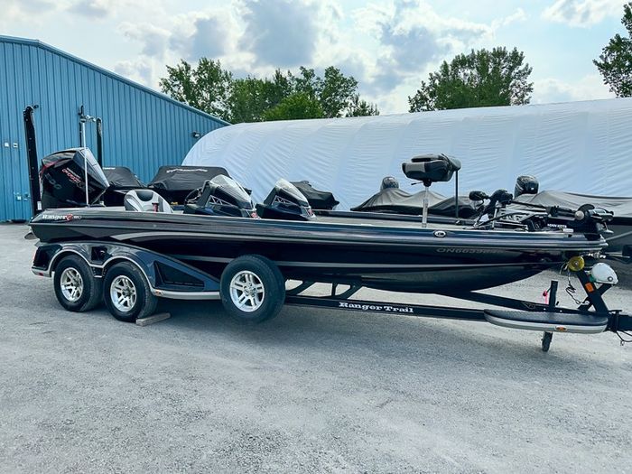 Ranger Z521L Comanche® Powered by a 2020 Mercury 300 PRO 2018 Used Boat ...