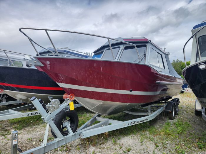KingFisher Escape 2425 Hard Top Candy Red - Yamaha F300 & T9. 2025 New ...
