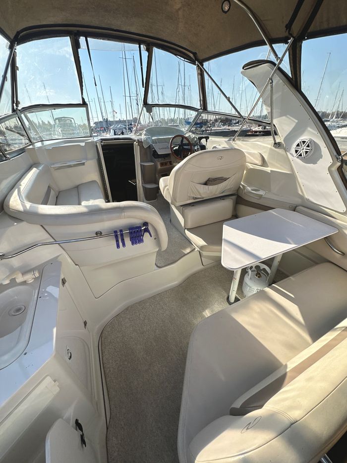 Regal 2760 Commodore 1998 Used Boat for Sale in Toronto, Ontario ...