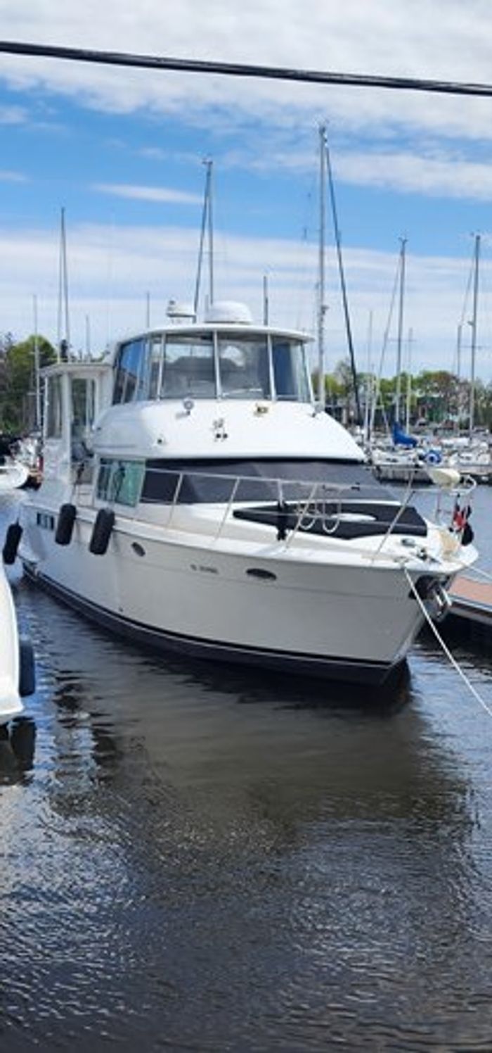 Carver 500 Cockpit Motor Yacht 1997 Used Boat for Sale in Dorval ...