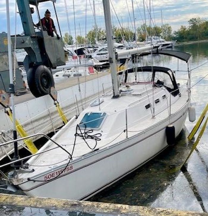 CS Yachts CS30 - 1985 1985 Used Boat for Sale in Toronto, Ontario ...