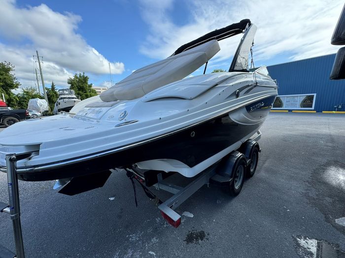 Rinker 246 Captiva 2013 Used Boat for Sale in Belleville, Ontario ...