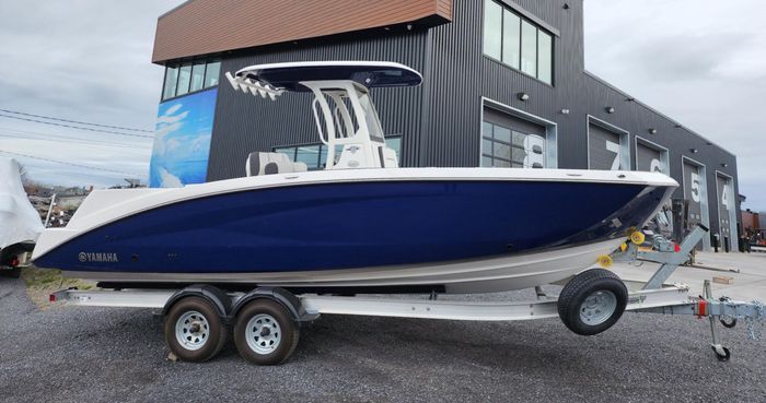 Yamaha 255 FSH Sport E 2022 Used Boat for Sale in Lakeburn, New ...