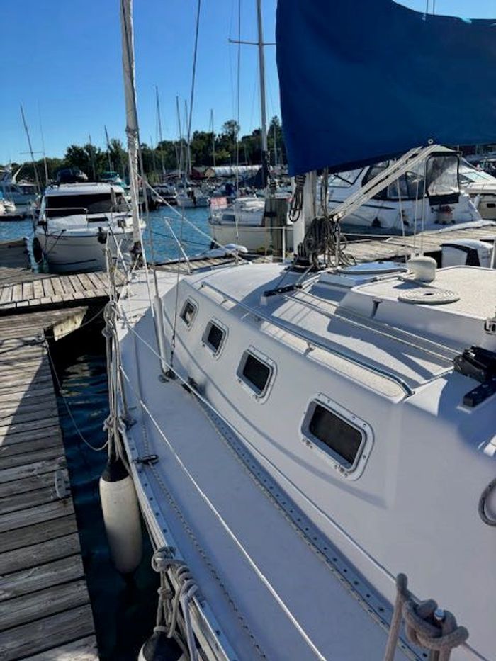 CS Yachts CS 30 - 1986 1986 Used Boat for Sale in Wiarton, Ontario ...