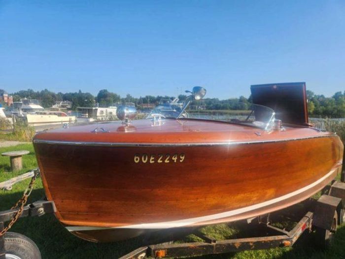 Shepherd Inboard 1947 Used Boat for Sale in Merrickville, Ontario ...