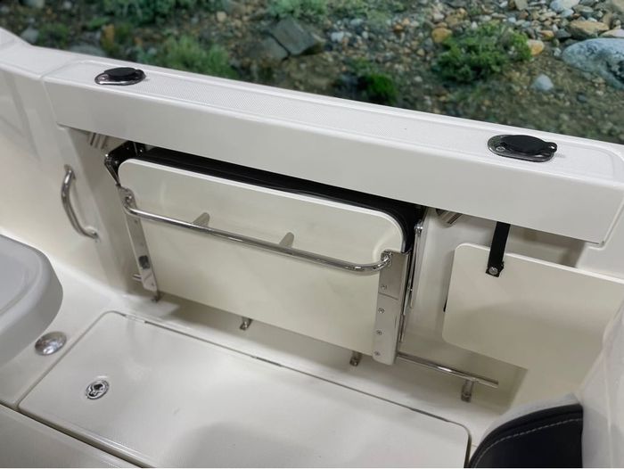 Trophy T23 Pilothouse WITH BOW THRUSTER! 2025 New Boat for Sale in ...