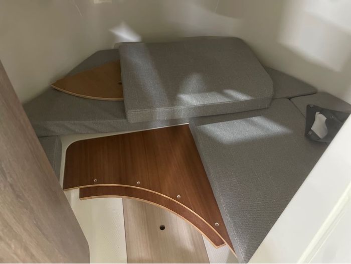 Trophy T23 Pilothouse WITH BOW THRUSTER! 2025 New Boat for Sale in London, Ontario - BoatDealers.ca