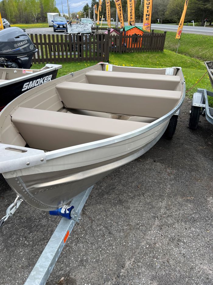 Smoker Craft Canadian 12 2025 New Boat for Sale in Hammond, Ontario ...