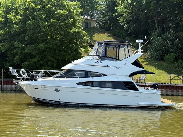 Carver 360 SS 2004 Used Boat for Sale in Port Dover, Ontario ...