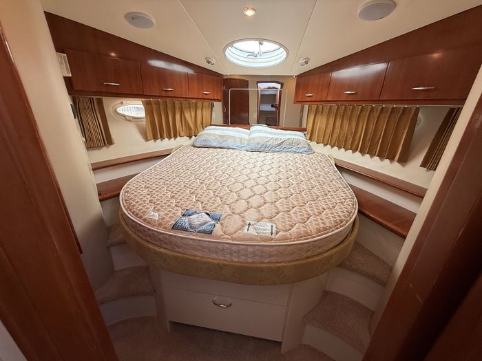 Carver 360 SS 2004 Used Boat for Sale in Port Dover, Ontario ...