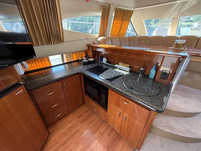 Carver 360 SS 2004 Used Boat for Sale in Port Dover, Ontario ...