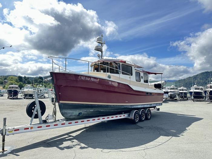 Ranger Tugs R-31 Sedan 2014 Used Boat for Sale in Port Alberni, British ...