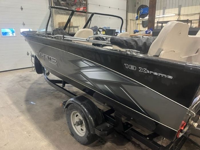 Legend 18 Xtreme 2014 Used Boat for Sale in Trenton, Ontario ...