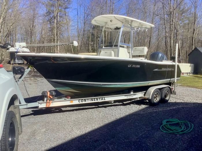 Sea Hunt 225 Ultra 2013 Used Boat for Sale in Ottawa, Ontario ...