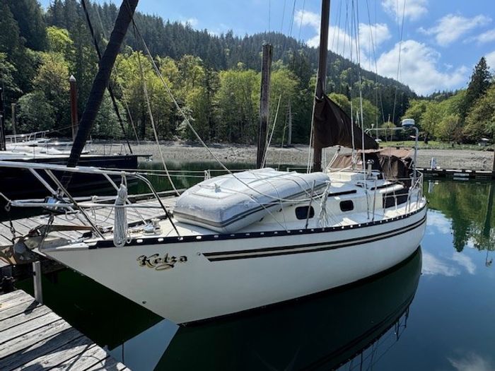 Cooper Yachts Banner 37 1982 Used Boat for Sale in West Vancouver ...