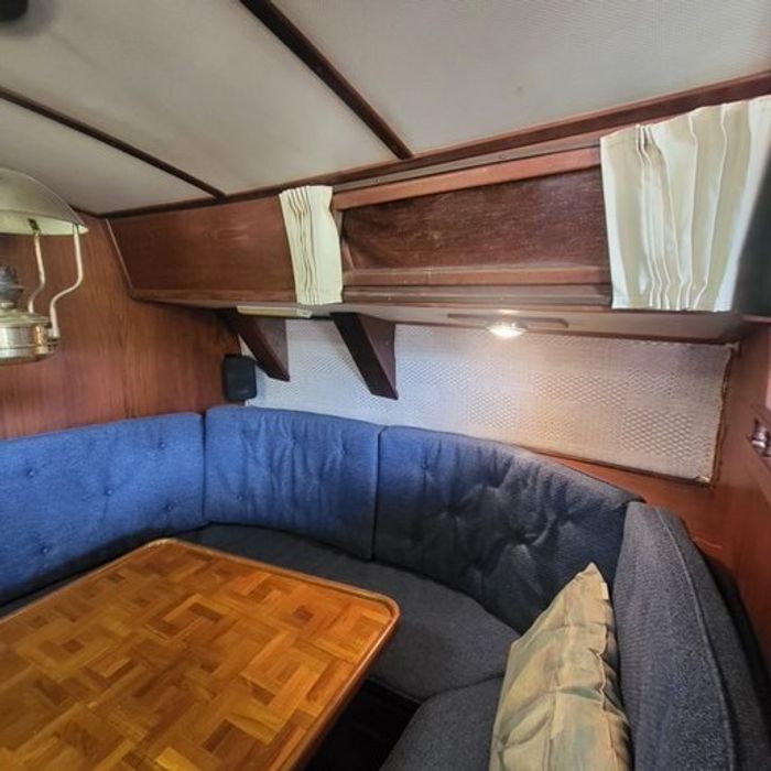 Cooper Yachts Banner 37 1982 Used Boat for Sale in West Vancouver ...